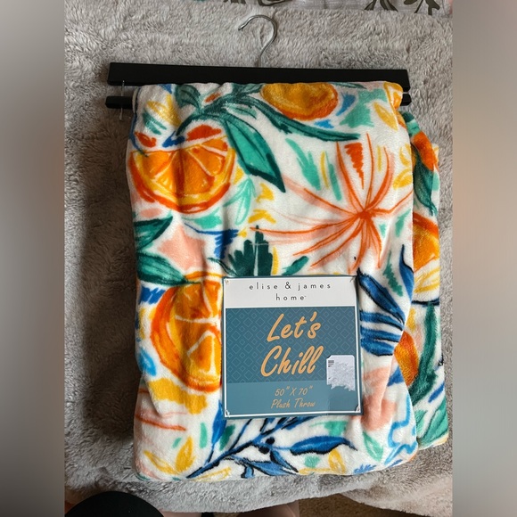 elise & james home | Bedding | Nwt Citrus Plush Throw Blanket | Poshmark